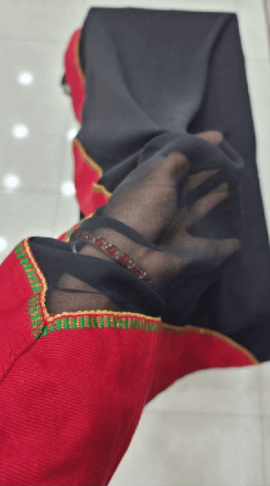Hakupatashi Traditional Newari Saree